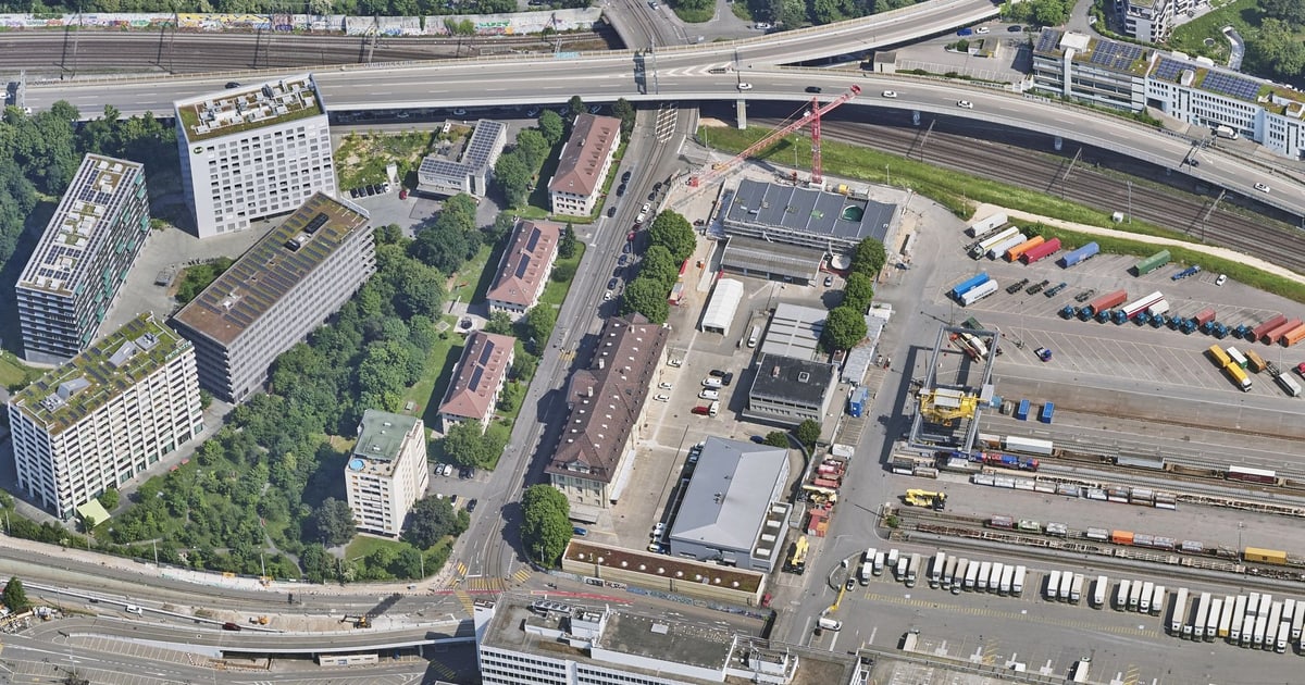 Rosemarie_xo onlyfans hoping she'll hoping she does stick